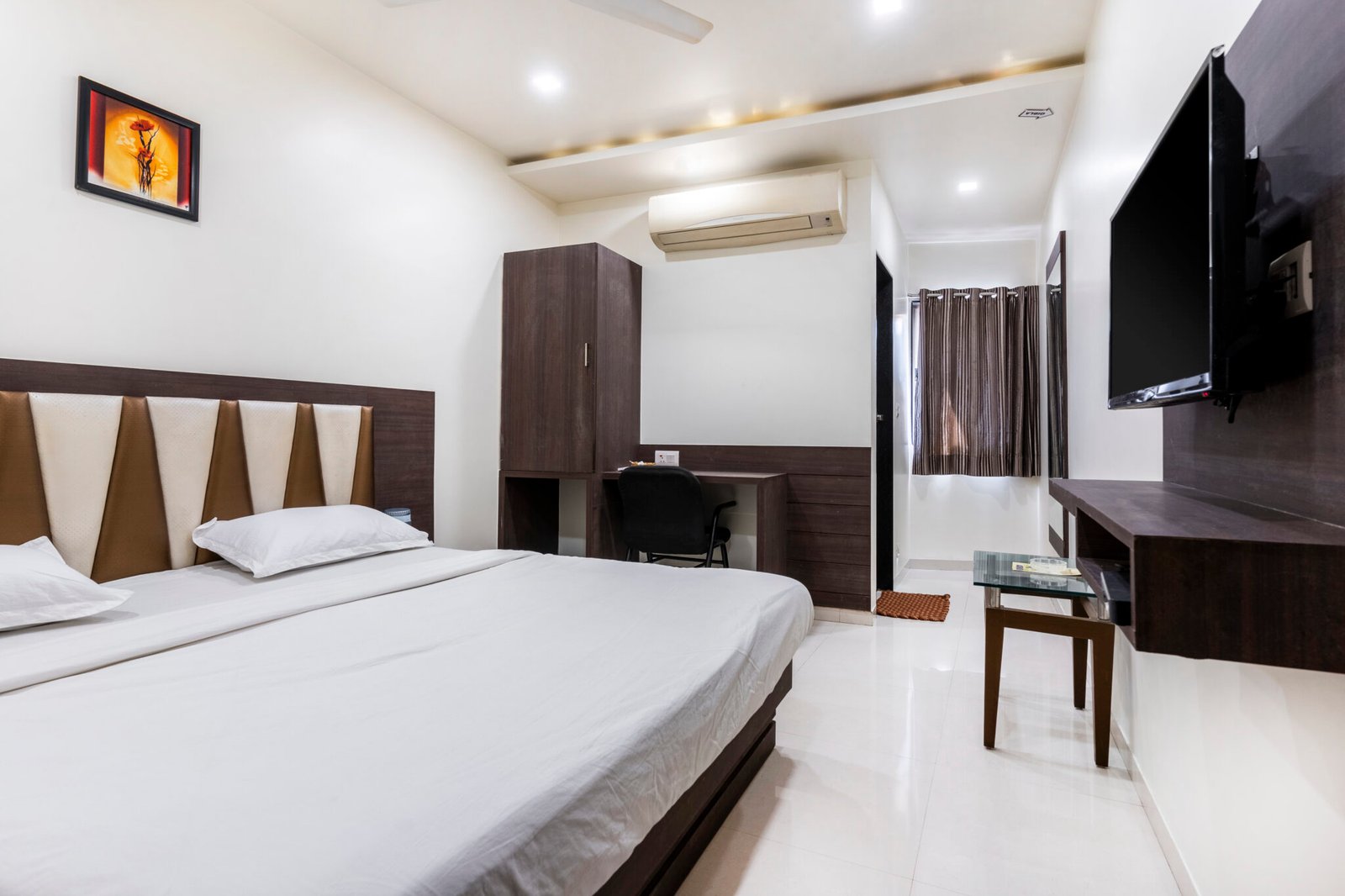 Hotel Ashish – In the heart of Ahmedabad